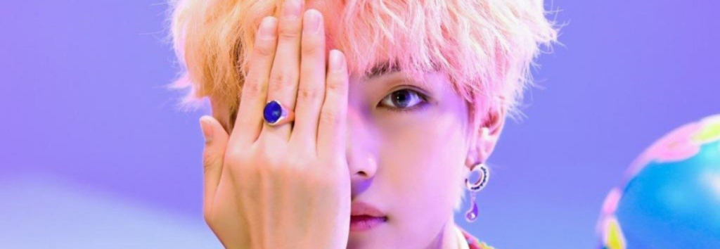 V de BTS revela que ele está sofrendo de uma doença dolorosa | KpopLat